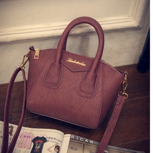 Jual BOM4414-red Tas Selempang Fashion Modis Wanita - GrosirImpor.com